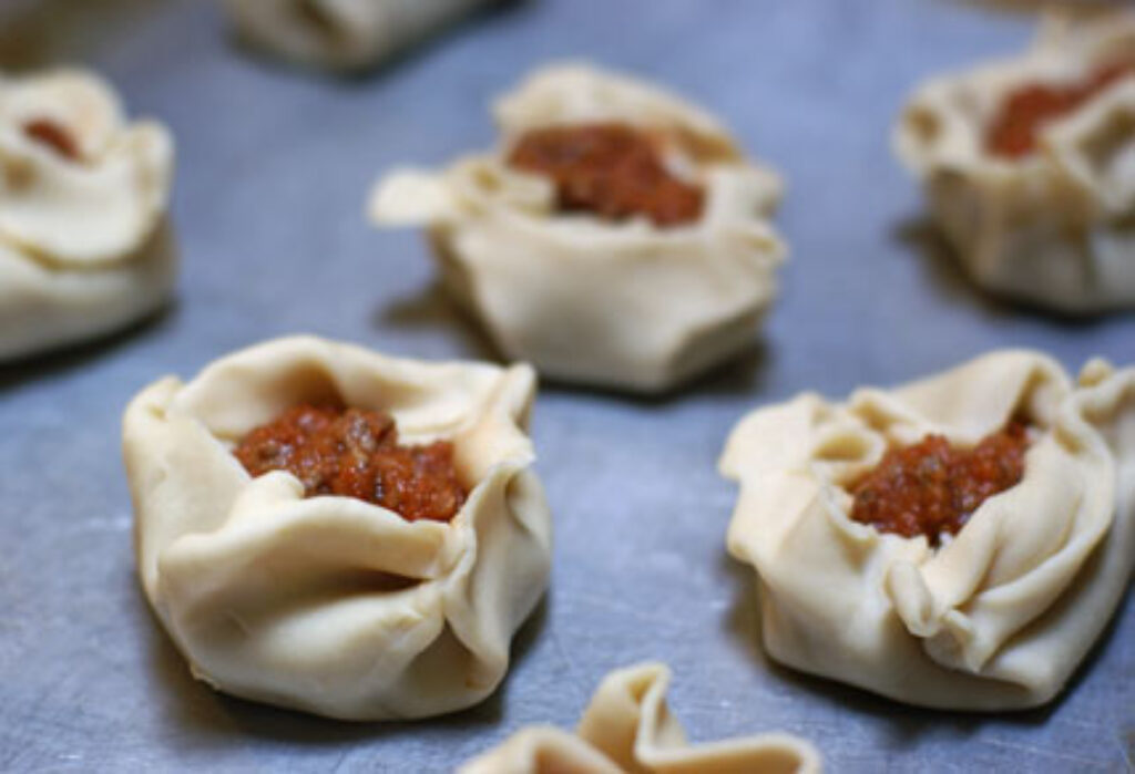 Individual Beef Pies - Repurposing Spaghetti Sauce - $5 Dinners ...