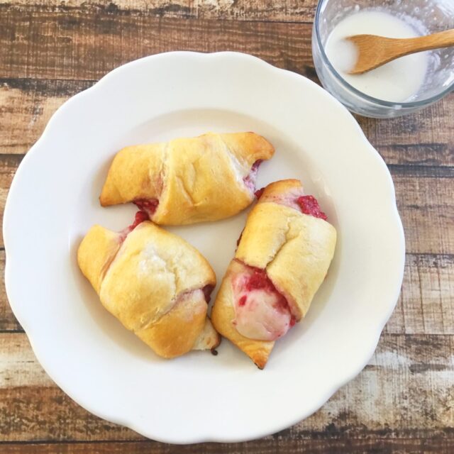 Raspberry Crescent Rolls - $5 Dinners | Budget Recipes, Meal Plans ...