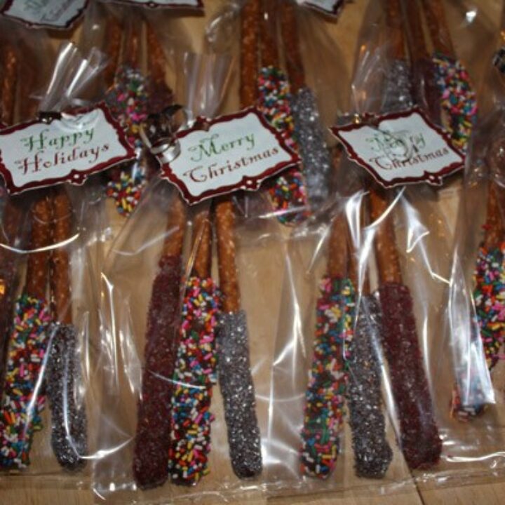 Dipped Pretzel Sticks and Gift Tags - $5 Dinners | Meal Plans & Recipes