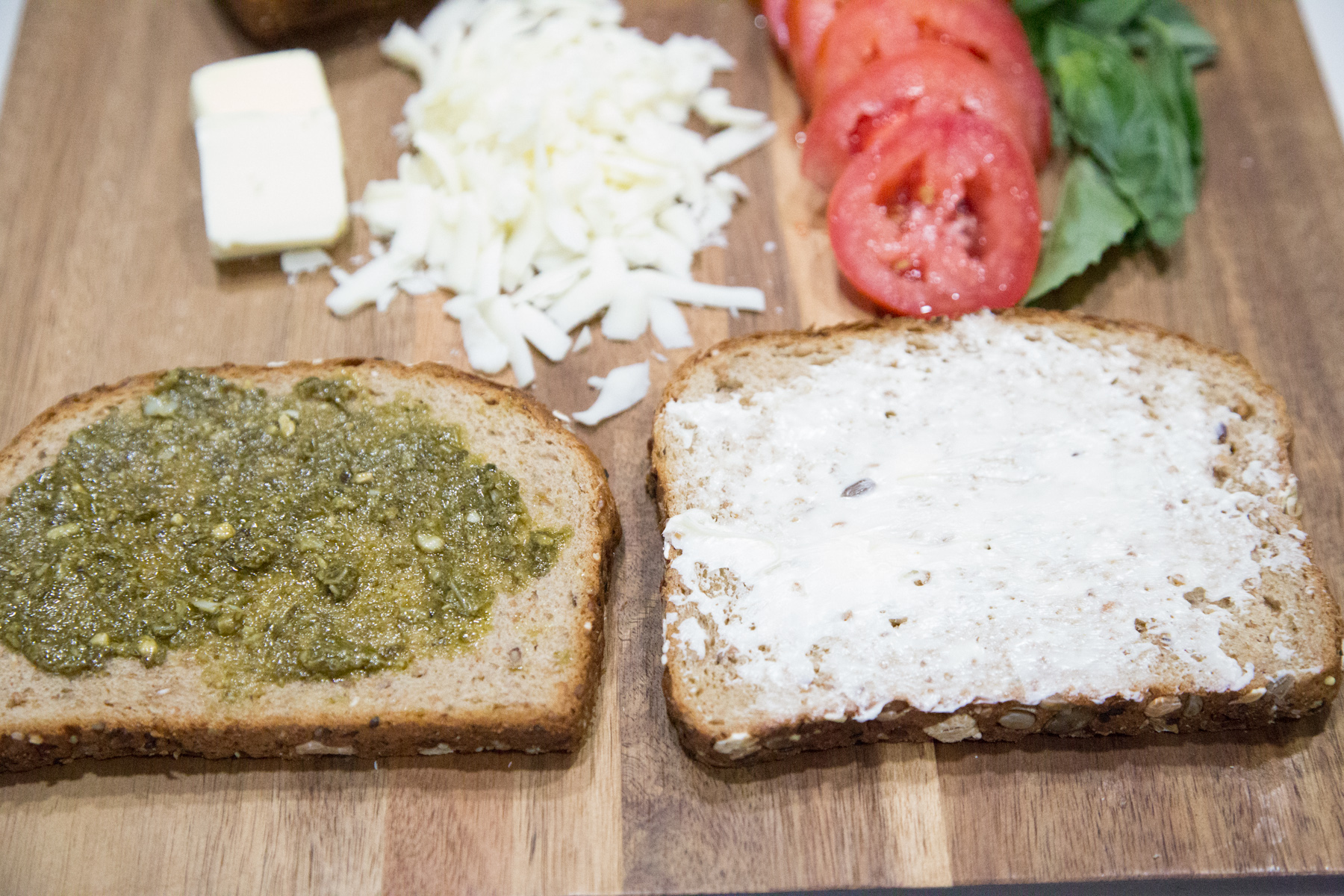 Caprese Grilled Cheese - $5 Dinners | Budget Recipes, Meal Plans ...